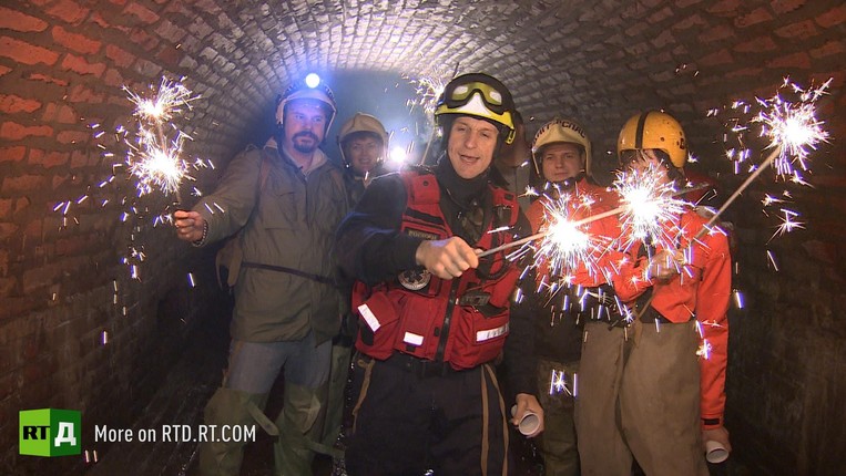 Urban exploration: ‘Moscow Diggers’ reveal secret world lurking beneath ...