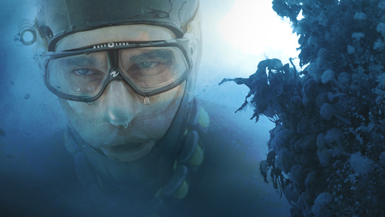 76 metres under the ice: Setting a new world freediving record — RTD